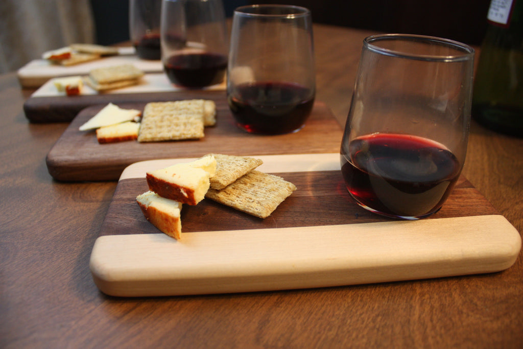 Beverage Sampling Board & Snack Tray with Stemless Glass – JTWoodworks